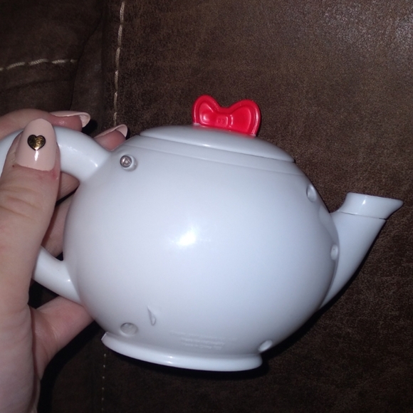 Sanrio | Accents | Hello Kitty Tea Pot | Poshmark